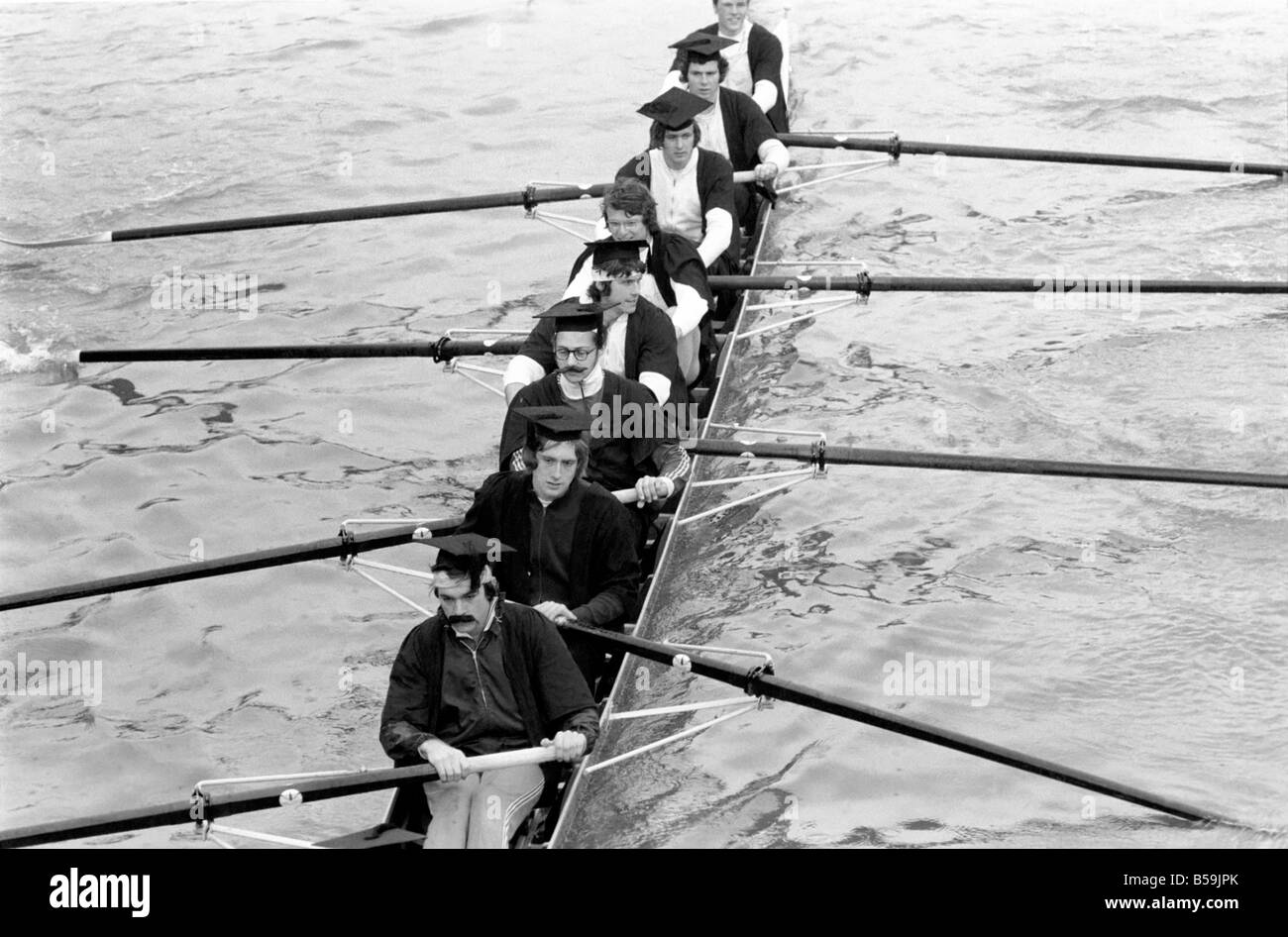 Cambridge university boat crew in hi-res stock photography and images ...