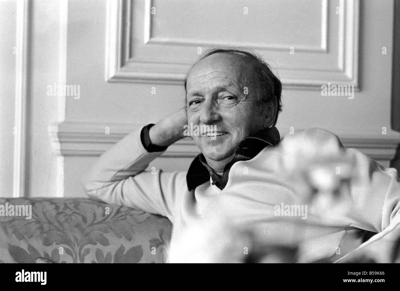 Harold robbins hi-res stock photography and images - Alamy