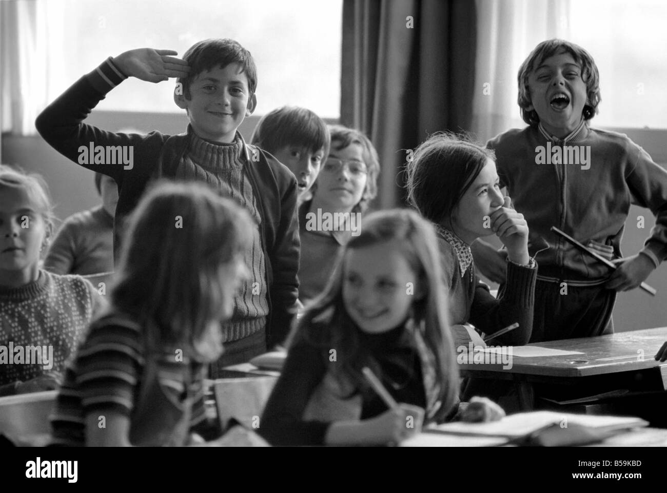 Classroom 1970s hi-res stock photography and images - Alamy