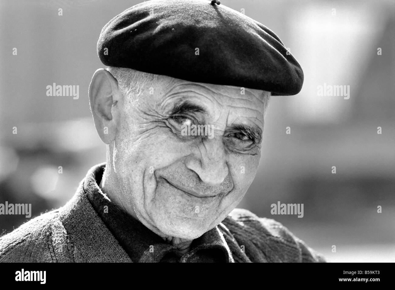 Man wearing a beret Black and White Stock Photos & Images - Alamy