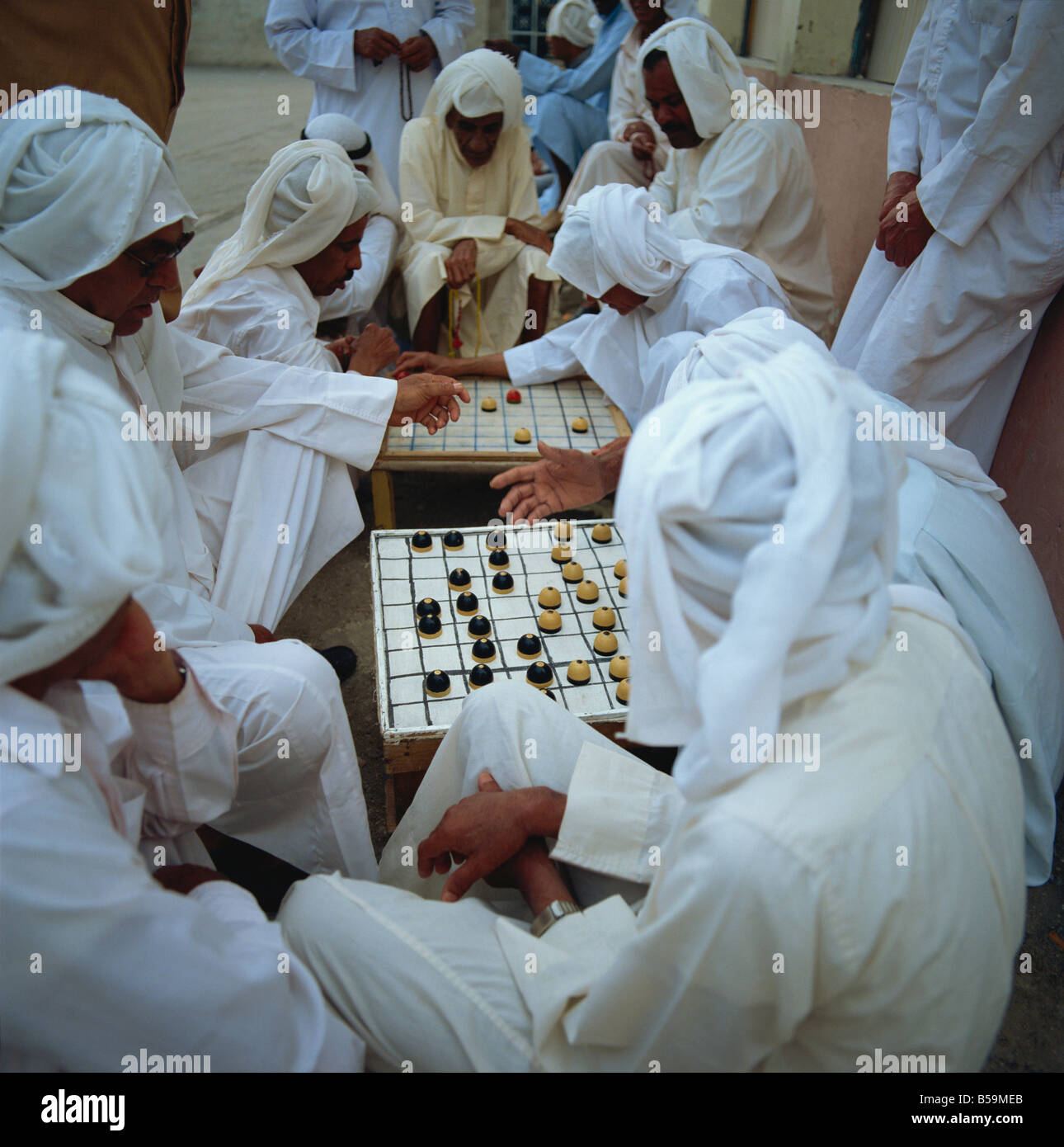 Draughts and middle east hi-res stock photography and images - Alamy