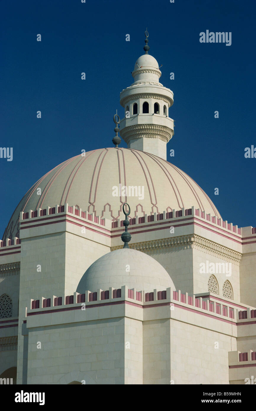Detail from the New Grand Mosque, Bahrain, Middle East Stock Photo - Alamy