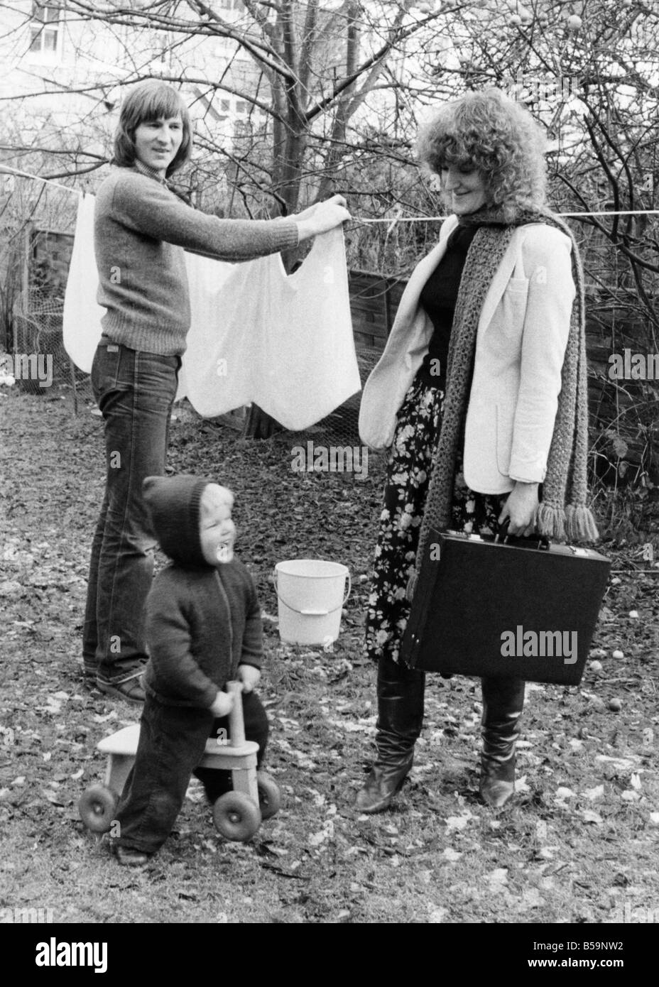 Breadwinner hi-res stock photography and images - Alamy