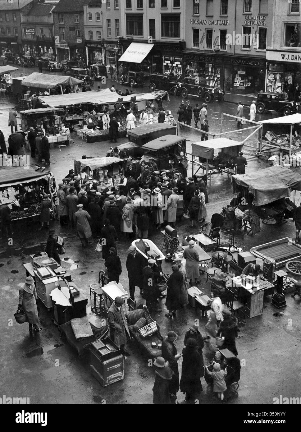1930s markets hi-res stock photography and images - Alamy
