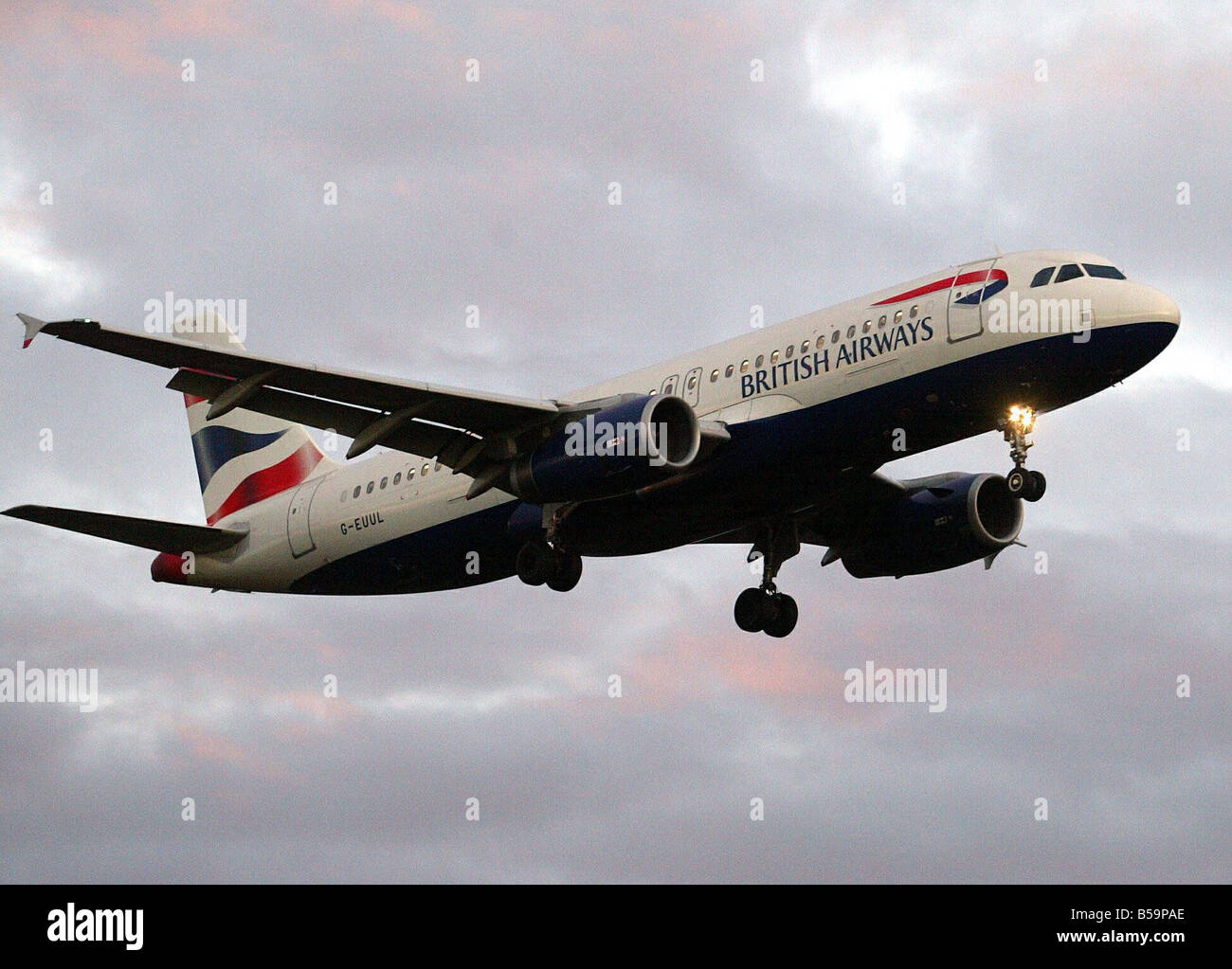 British airways aircraft hi-res stock photography and images - Alamy