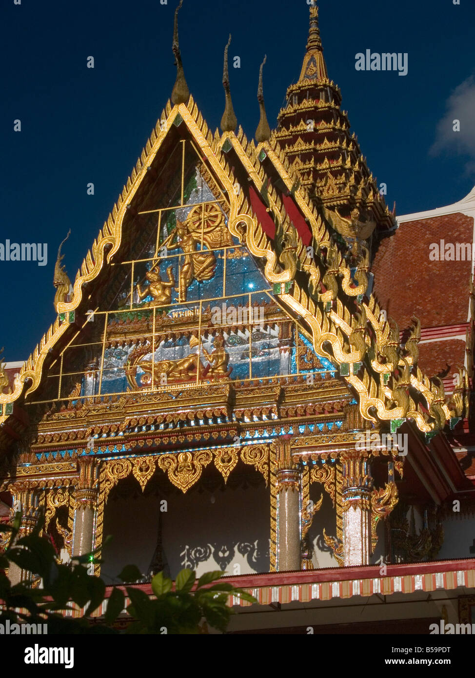 Thai Buddhist temple shining in the afternoon sunlight in Korat ...