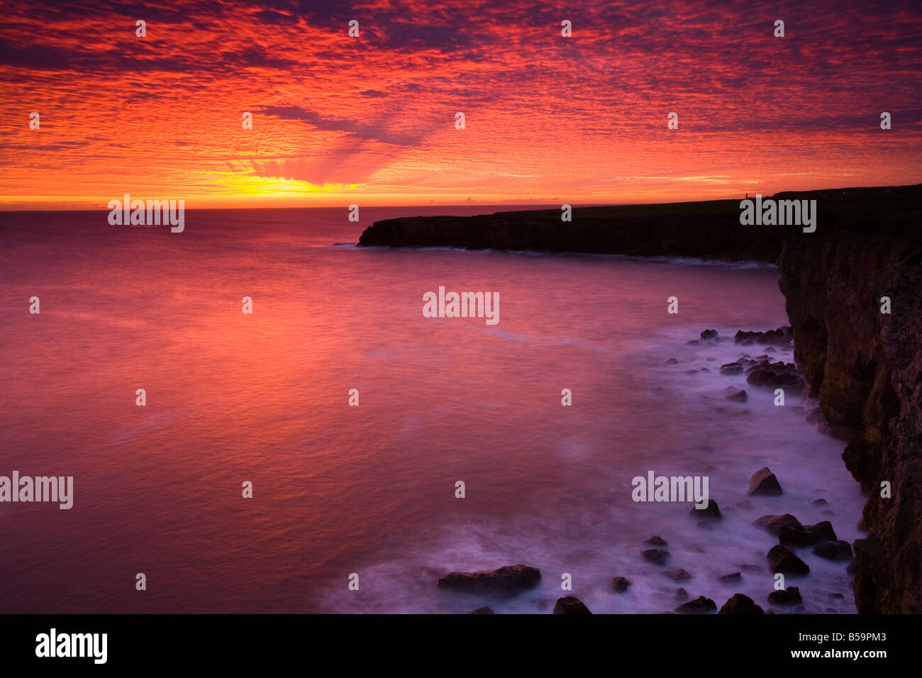 South tyneside coast hi-res stock photography and images - Alamy