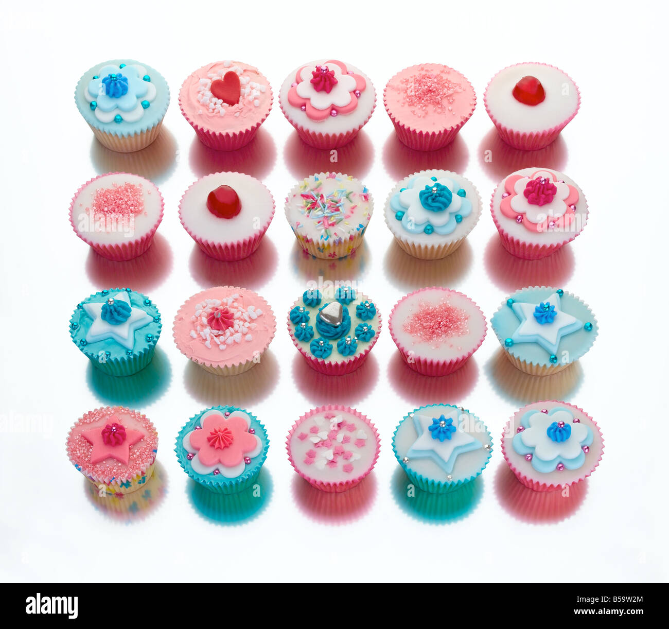 Fondant iced cake hi-res stock photography and images - Alamy