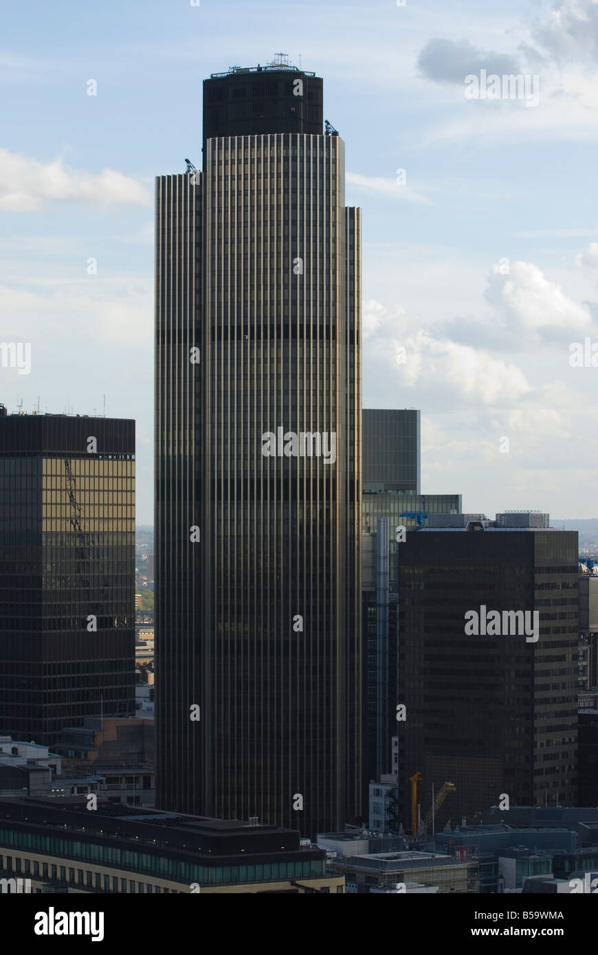 London city scape from Ropemaker Street EC2 toward the east Stock Photo ...