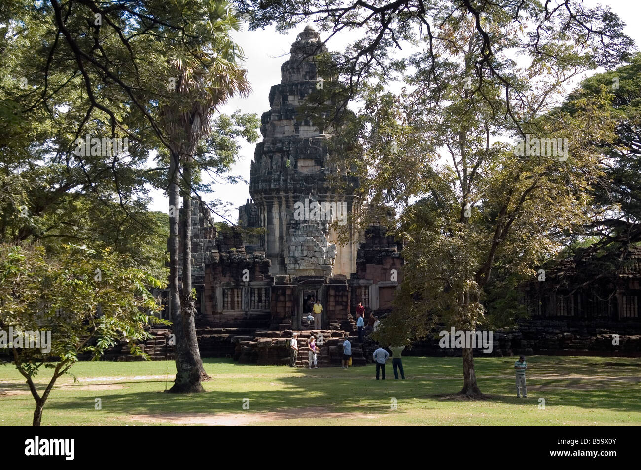 Phimai Angkorian period Khmer temple. Khorat Thailand Stock Photo - Alamy