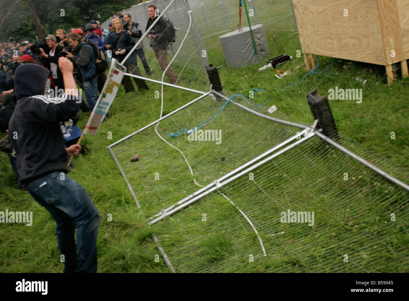 Domonstations hi-res stock photography and images - Alamy
