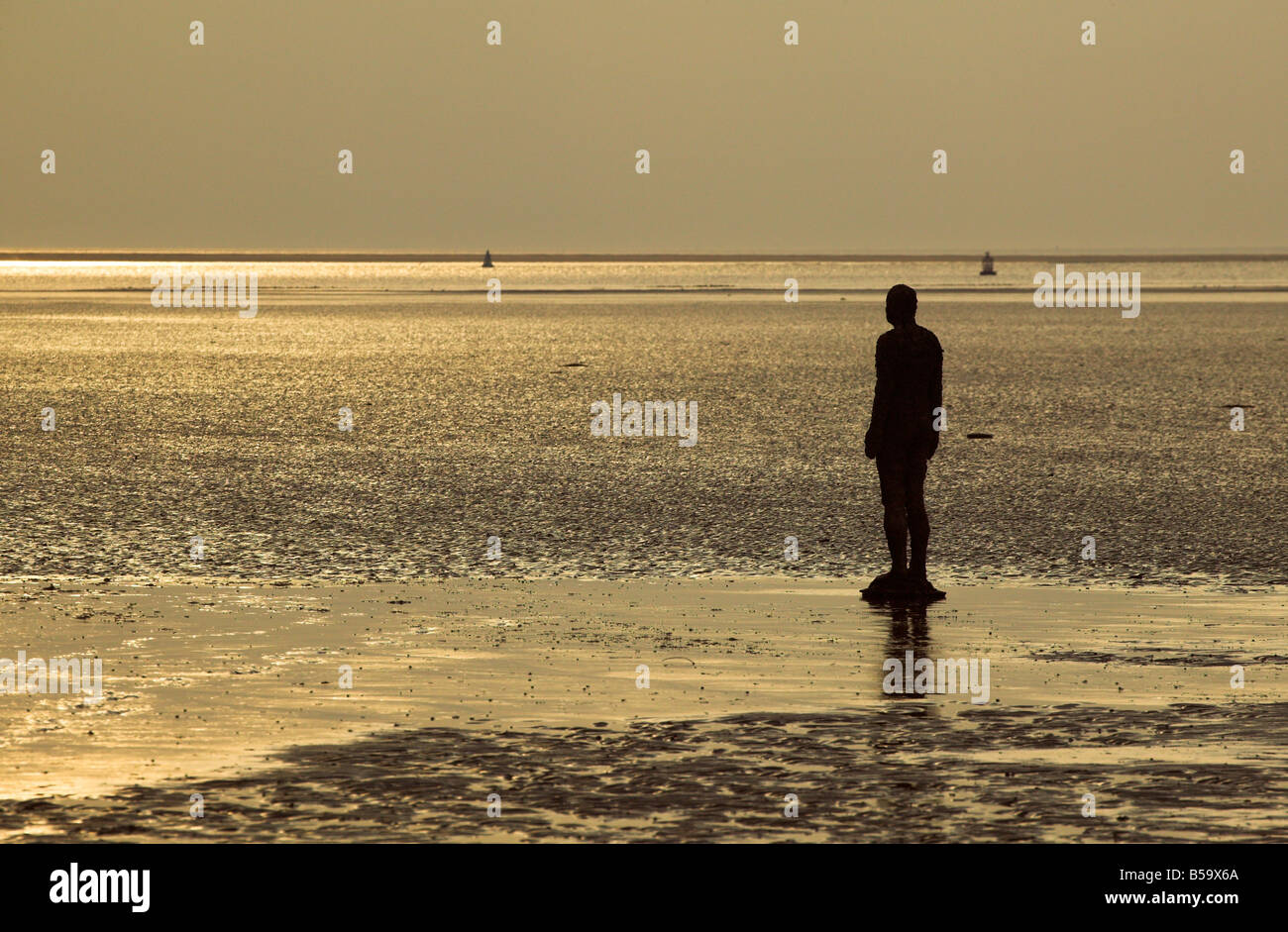 Another Place-Antony Gormley iron man sculpture on Crosby Beach ...