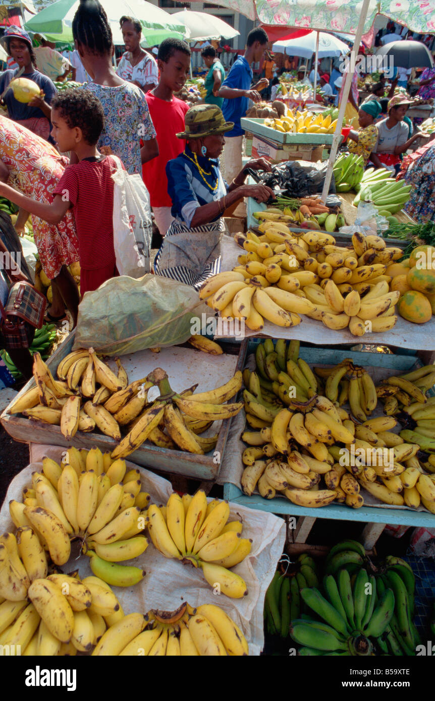 Grenada food market hi-res stock photography and images - Alamy