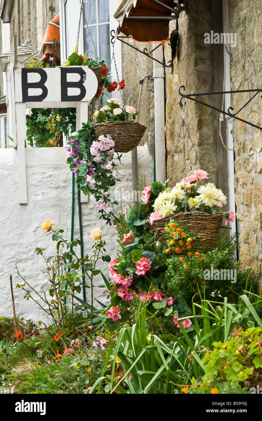 B&B sign, UK Stock Photo - Alamy