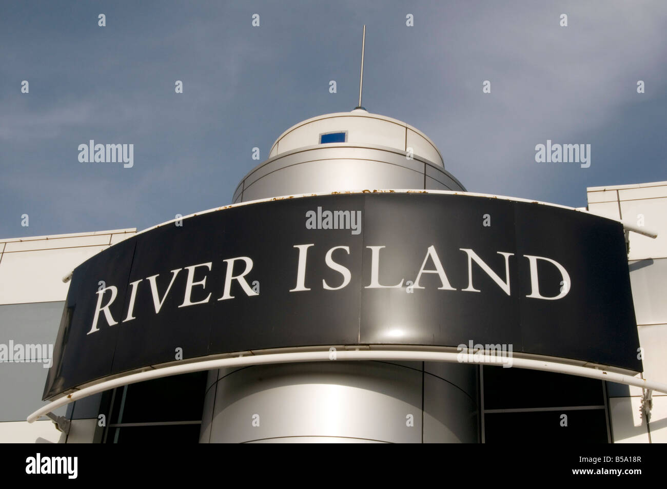 river island clothing retailer retail shop fashion clothes fashionable ...