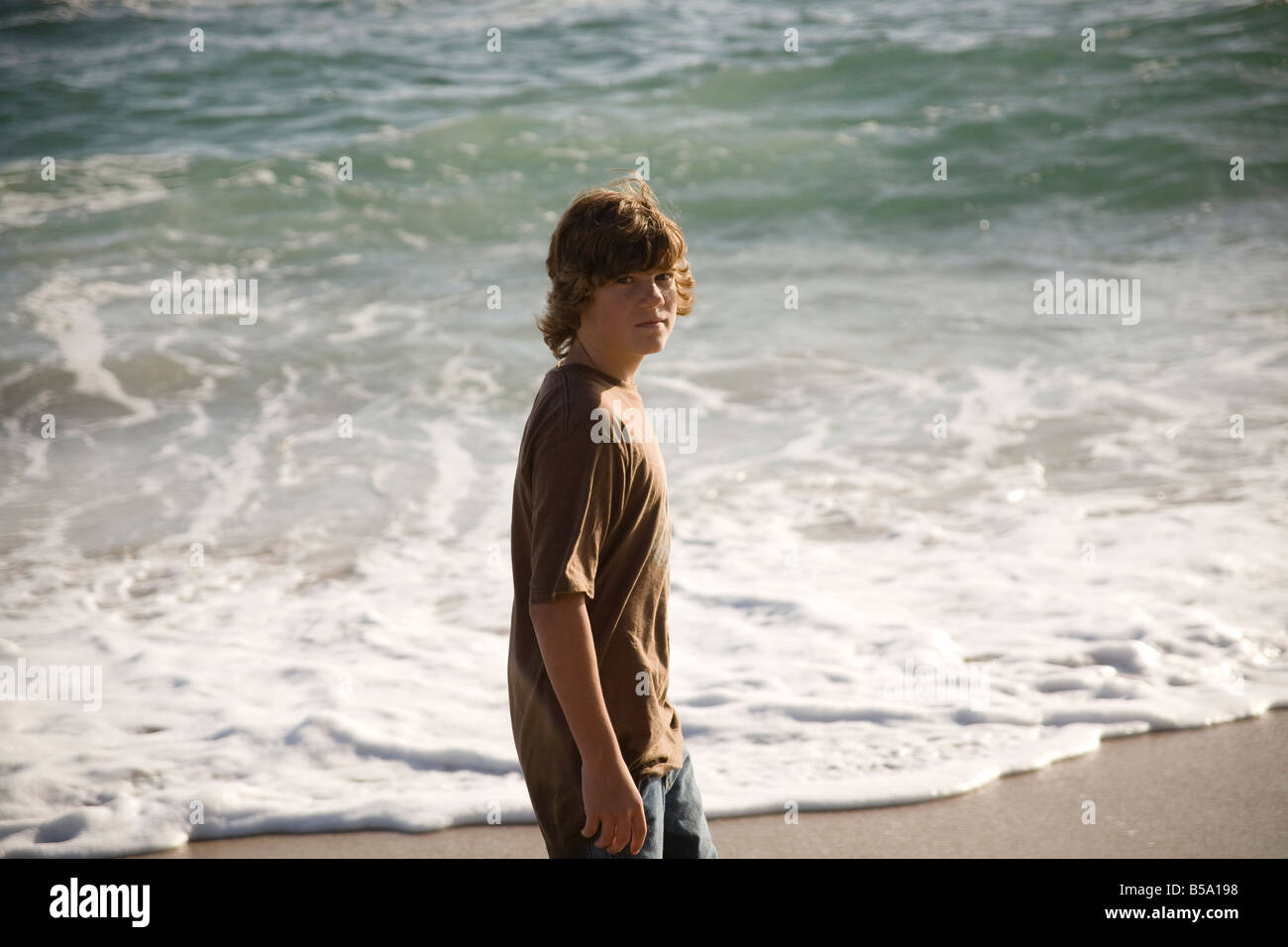 California foamy waves hi-res stock photography and images - Alamy