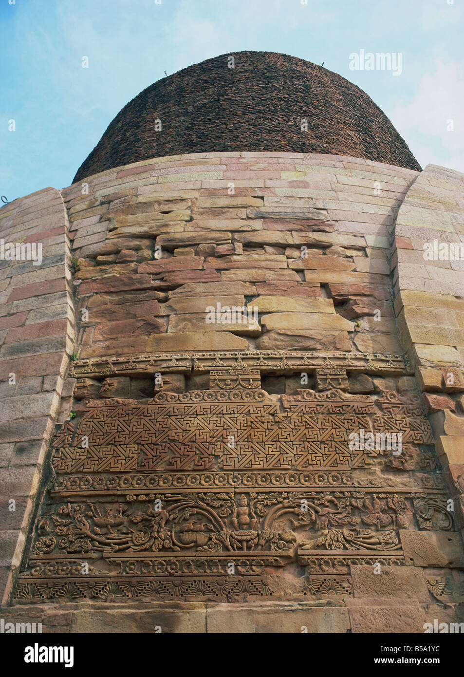 Stupa sarnath hi-res stock photography and images - Alamy