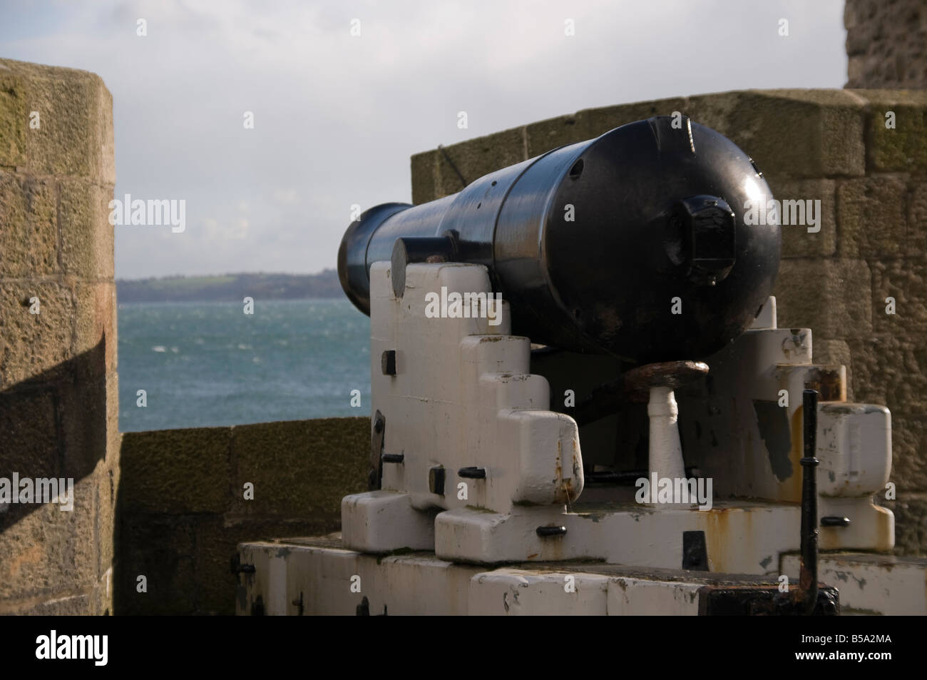 Directional cannon on frame and turntable Stock Photo - Alamy