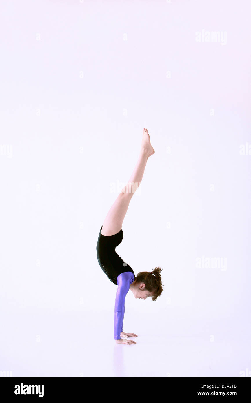 Preteen Girls Exercise Stock Photos & Preteen Girls Exercise Stock ...