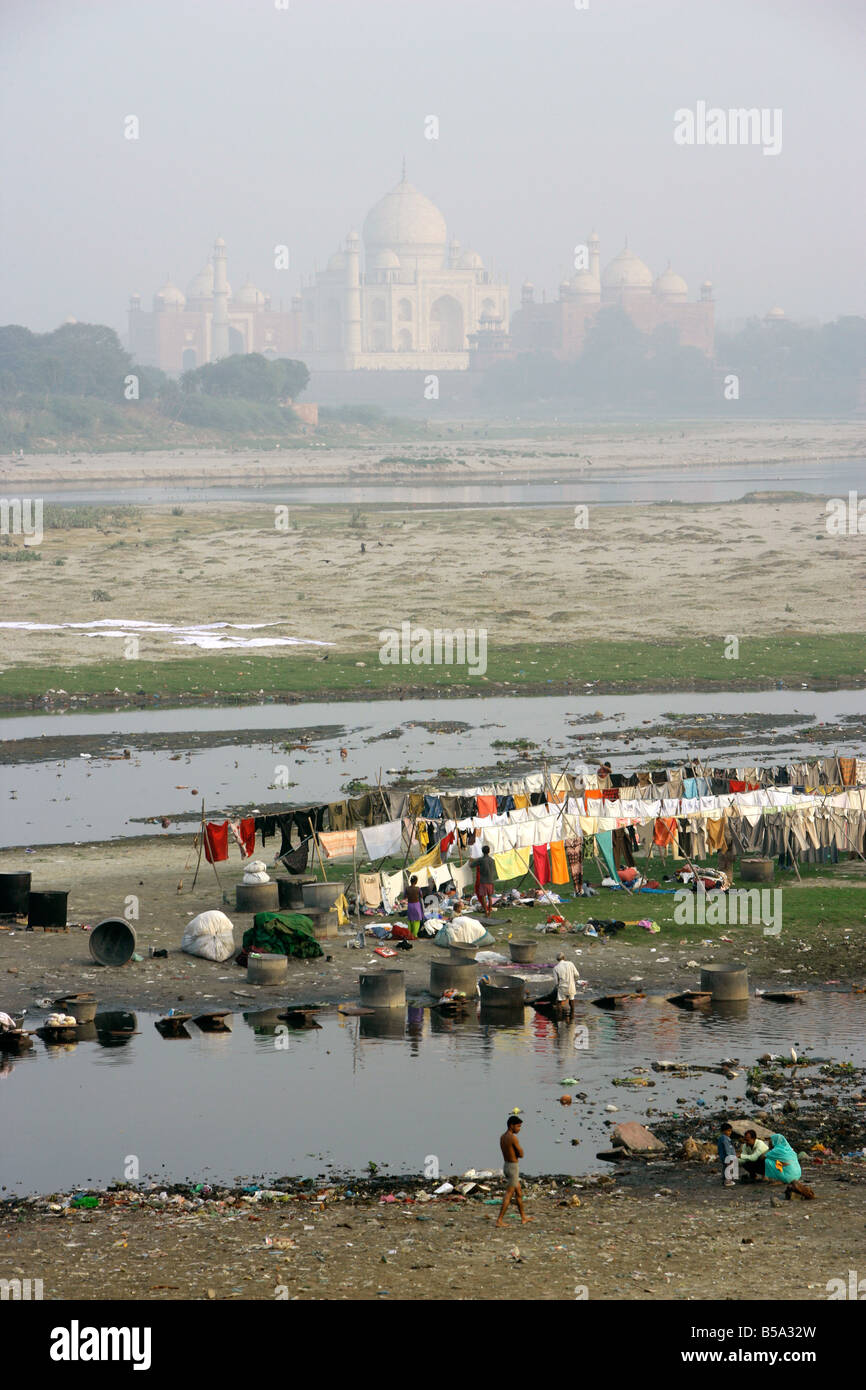 Yamuna river agra pollution hi-res stock photography and images - Alamy
