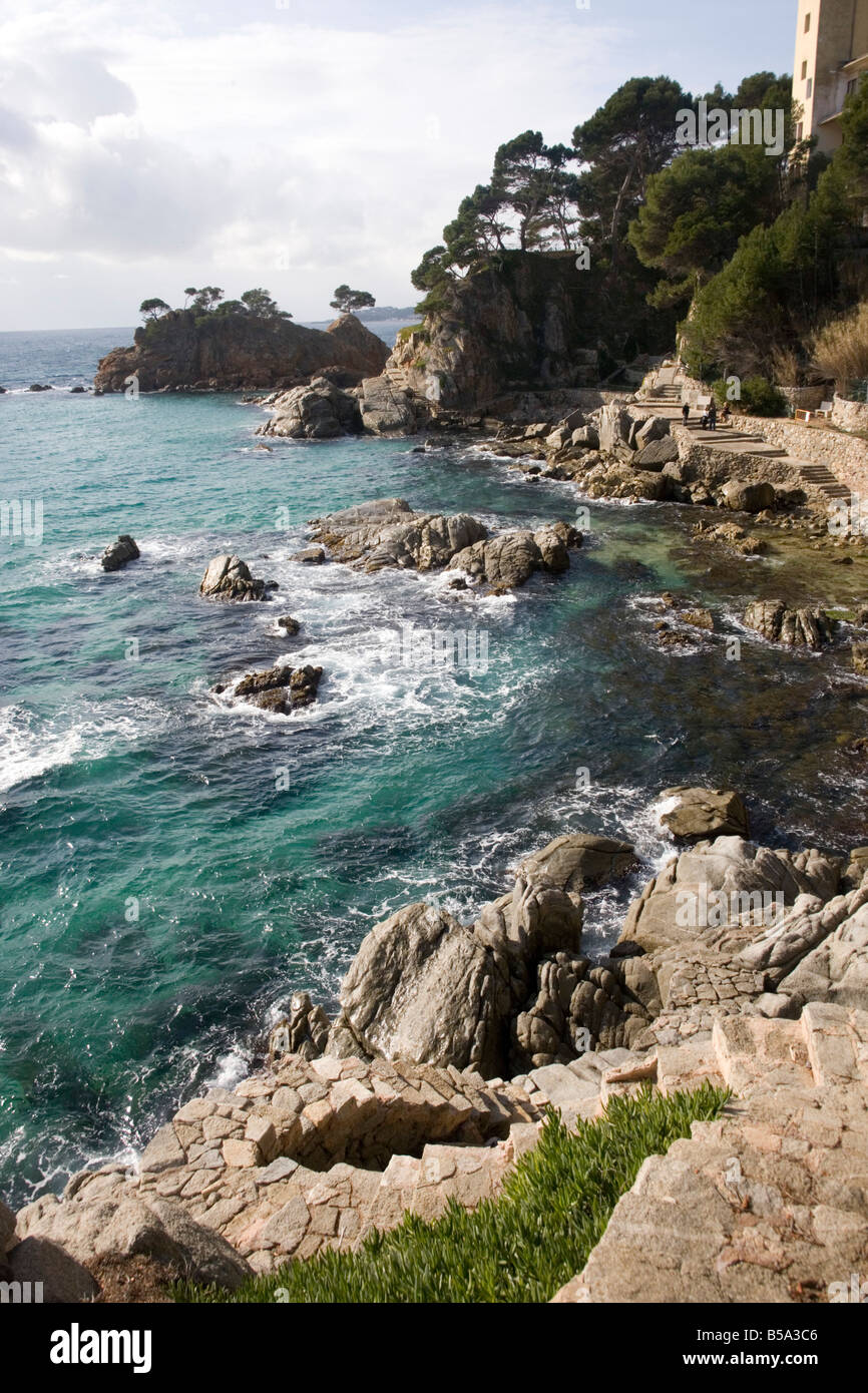 the Cami de Ronda and the seafront between Llafranc and Calella de ...