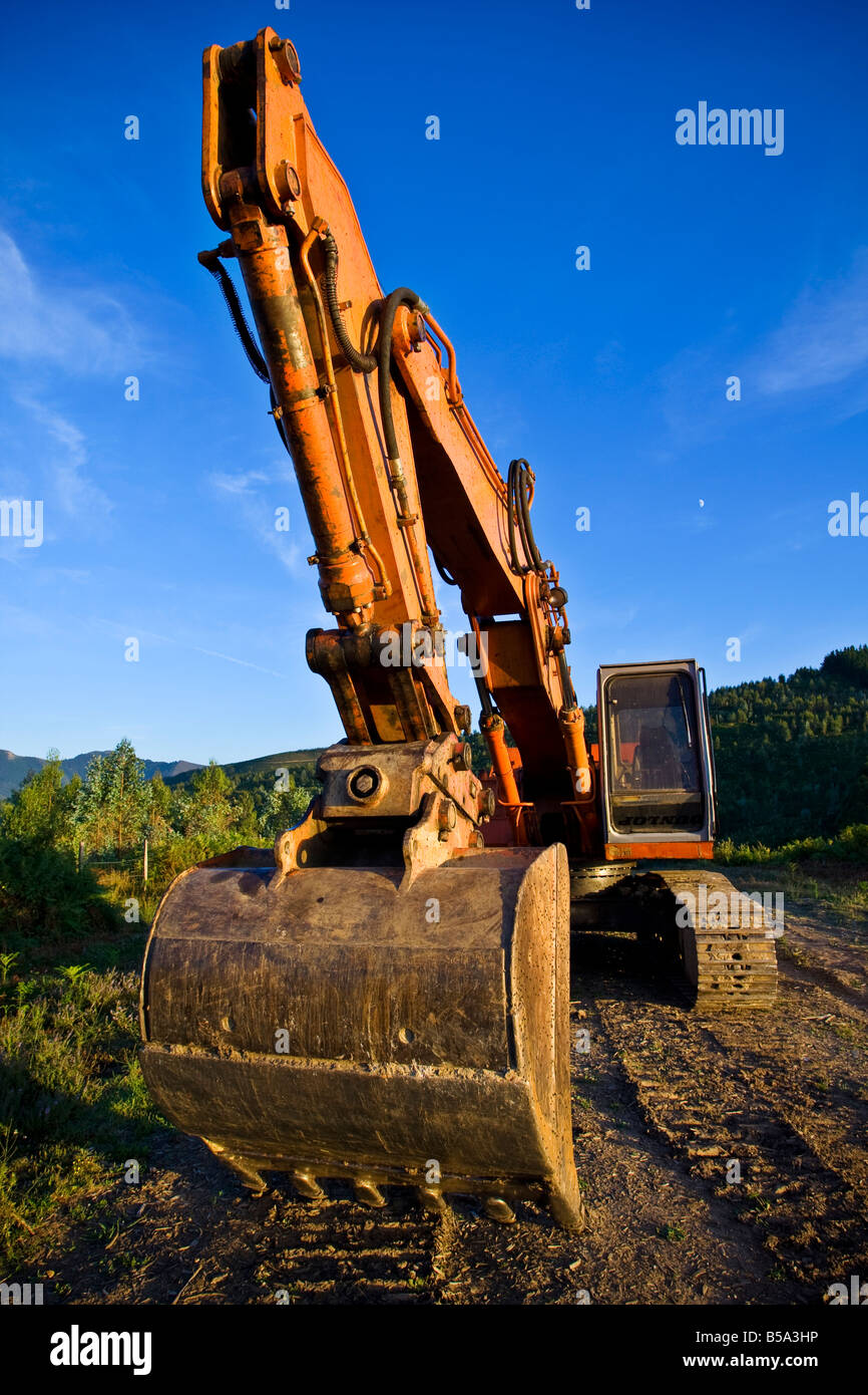 Orange bulldozer hi-res stock photography and images - Alamy