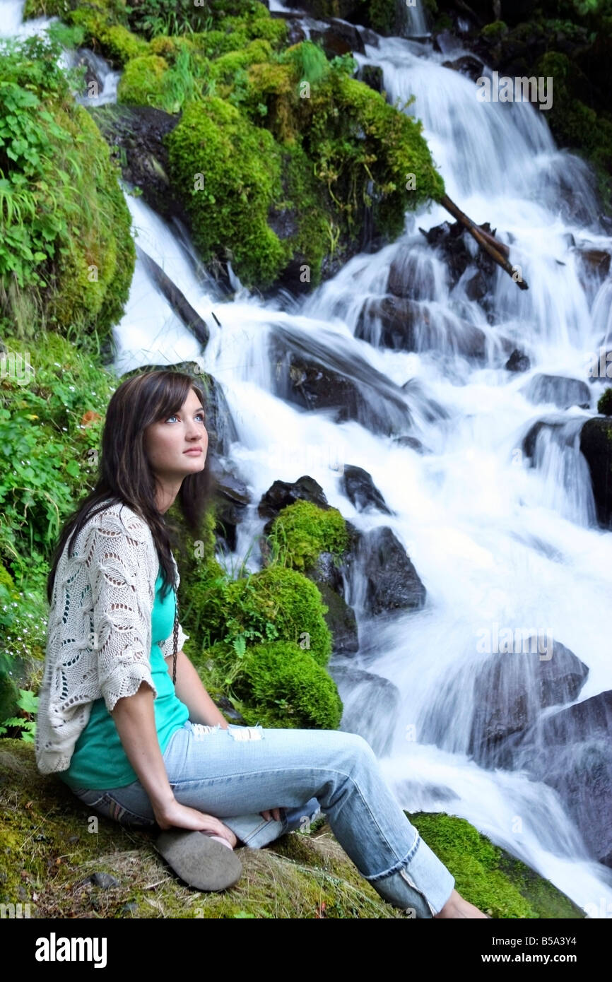 Skyward gaze hi-res stock photography and images - Alamy