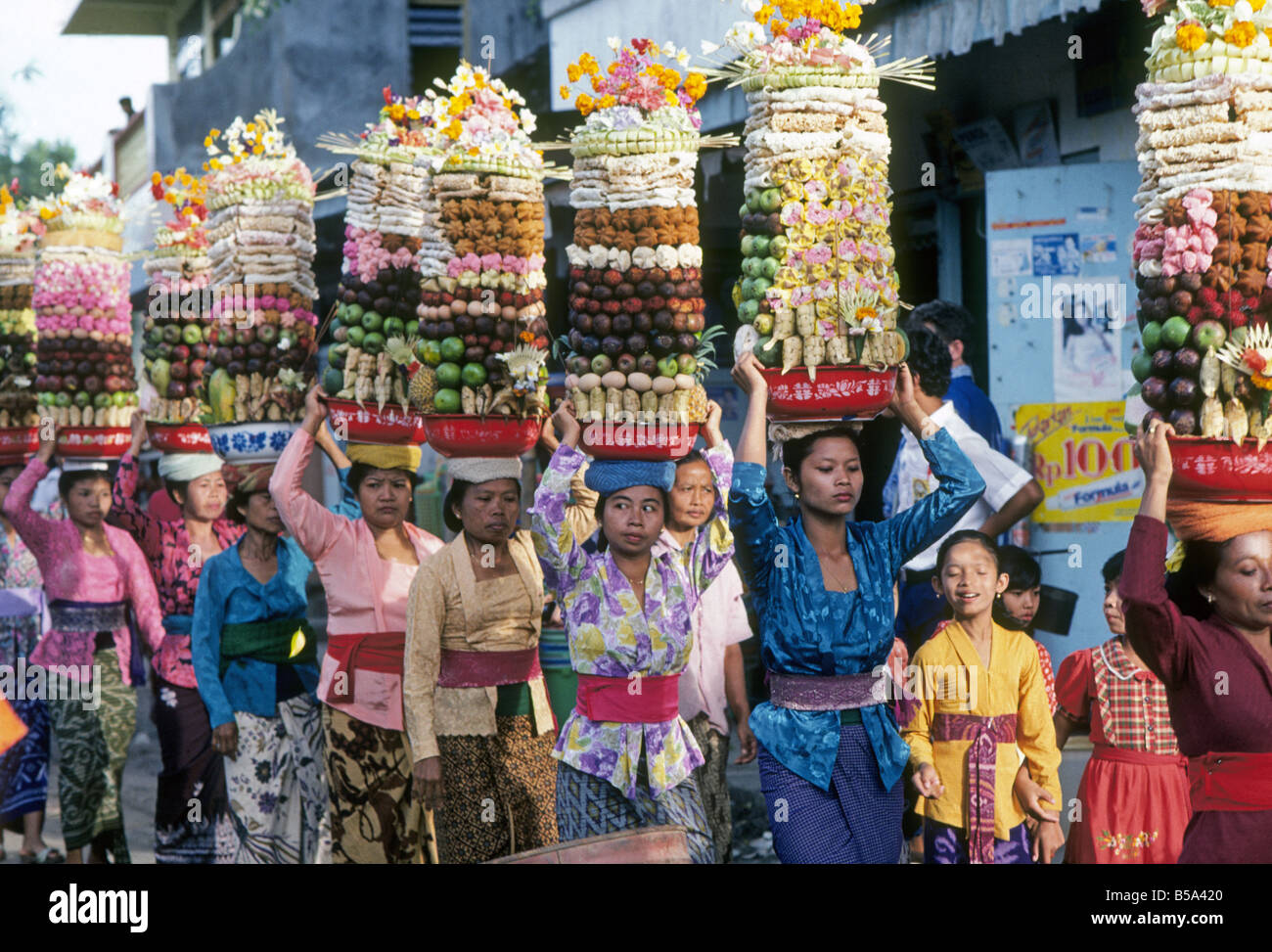 Rice harvesting festival hi-res stock photography and images - Alamy