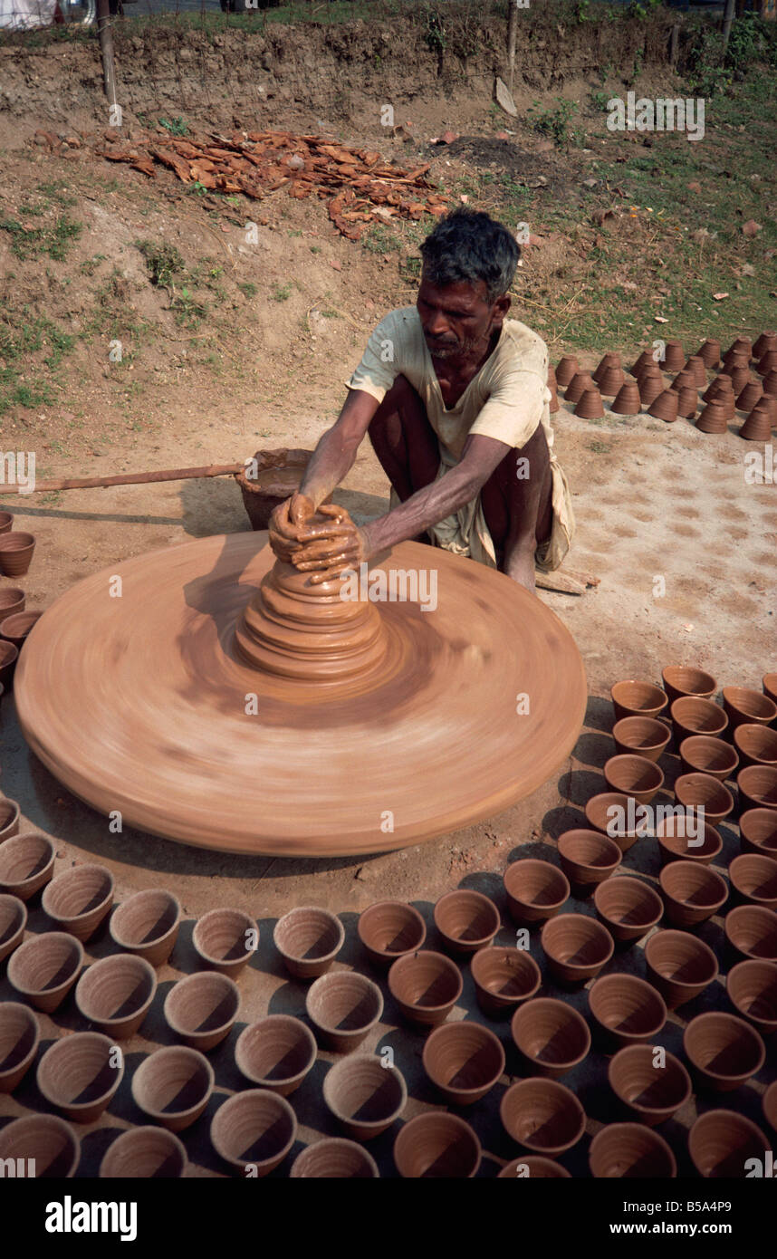 India potter hi-res stock photography and images - Alamy