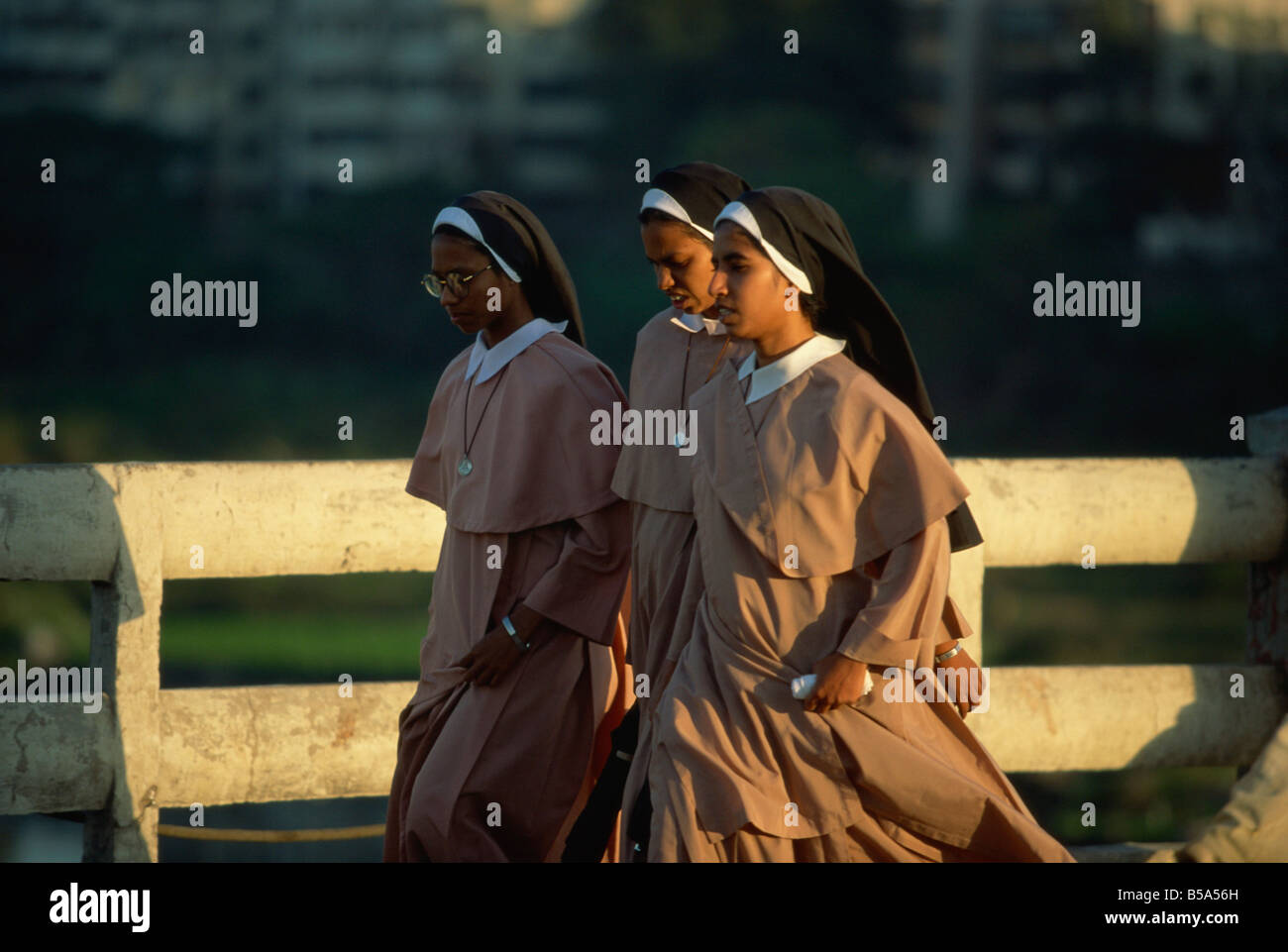Indian nuns hi-res stock photography and images - Alamy