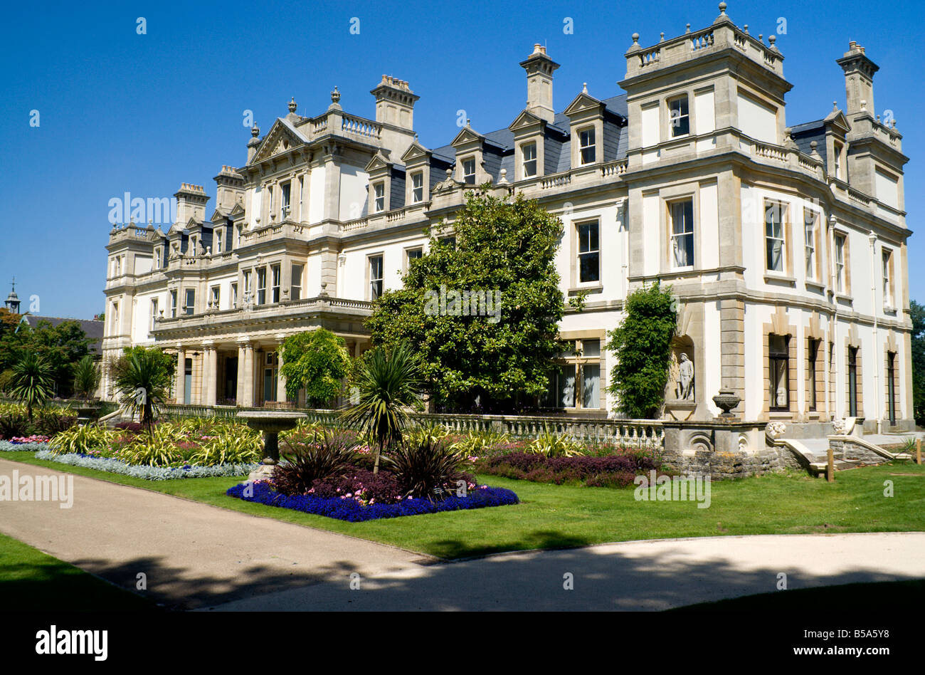 Dyffryn house and gardens hi-res stock photography and images - Alamy