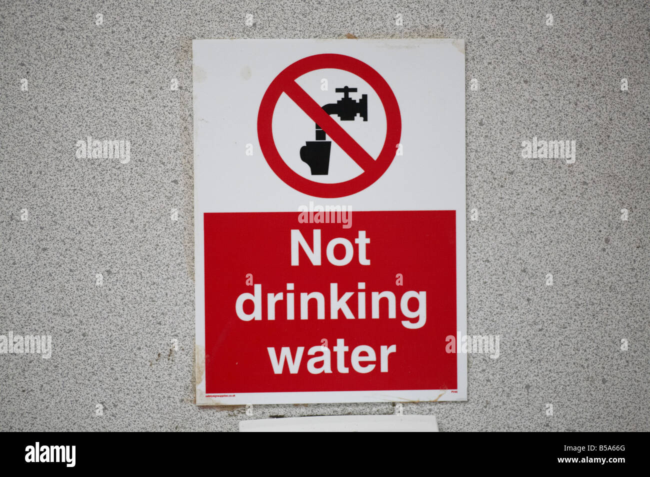 Dirty drinking water hi-res stock photography and images - Alamy