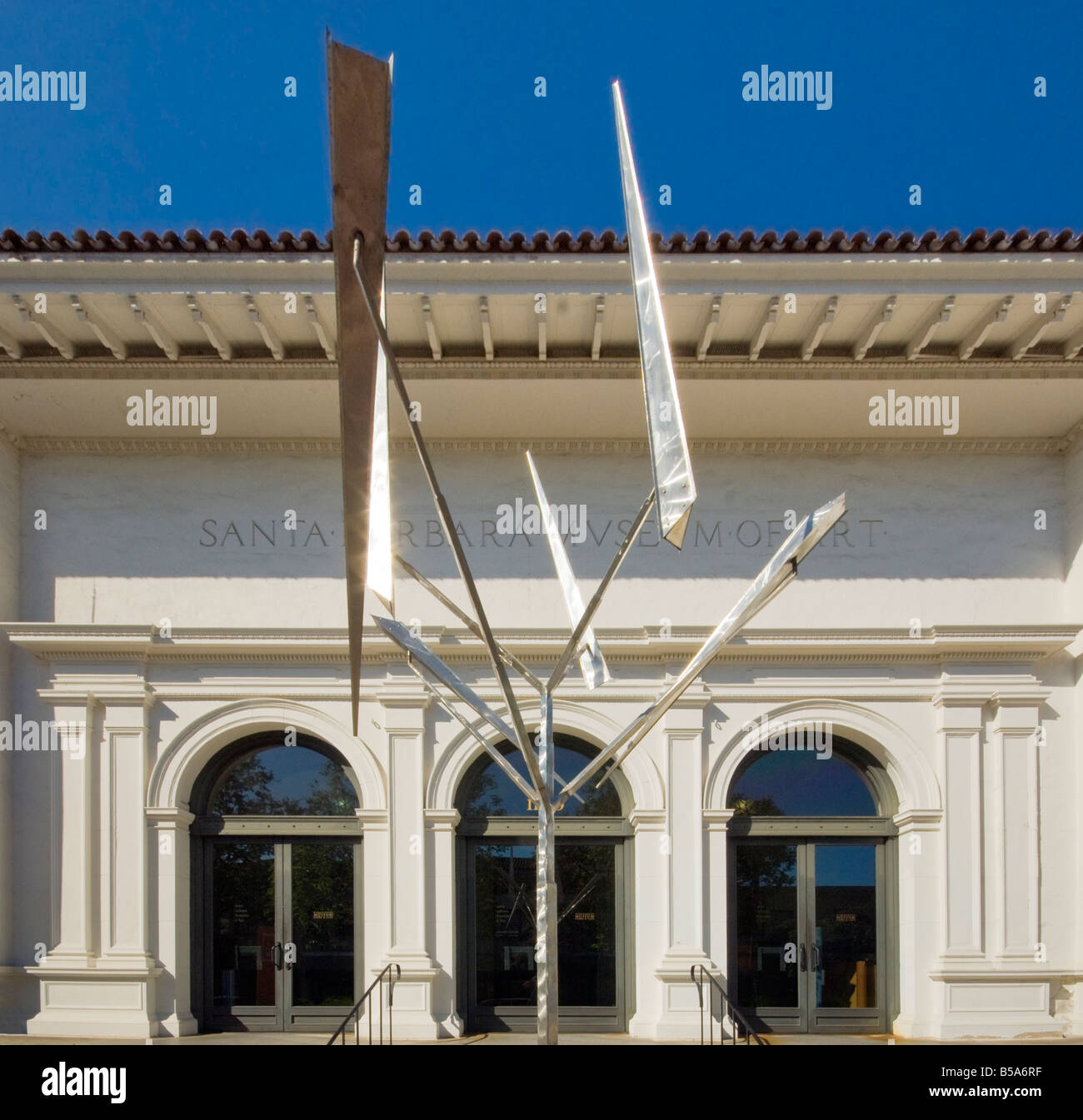 George rickey sculpture hi-res stock photography and images - Alamy