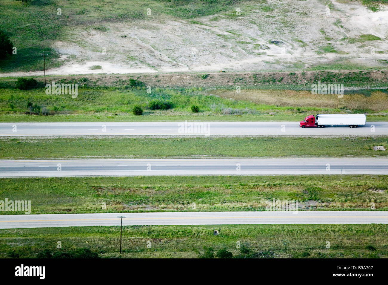 aerial view above truck lorry on interstate highway 10 Texas Stock ...