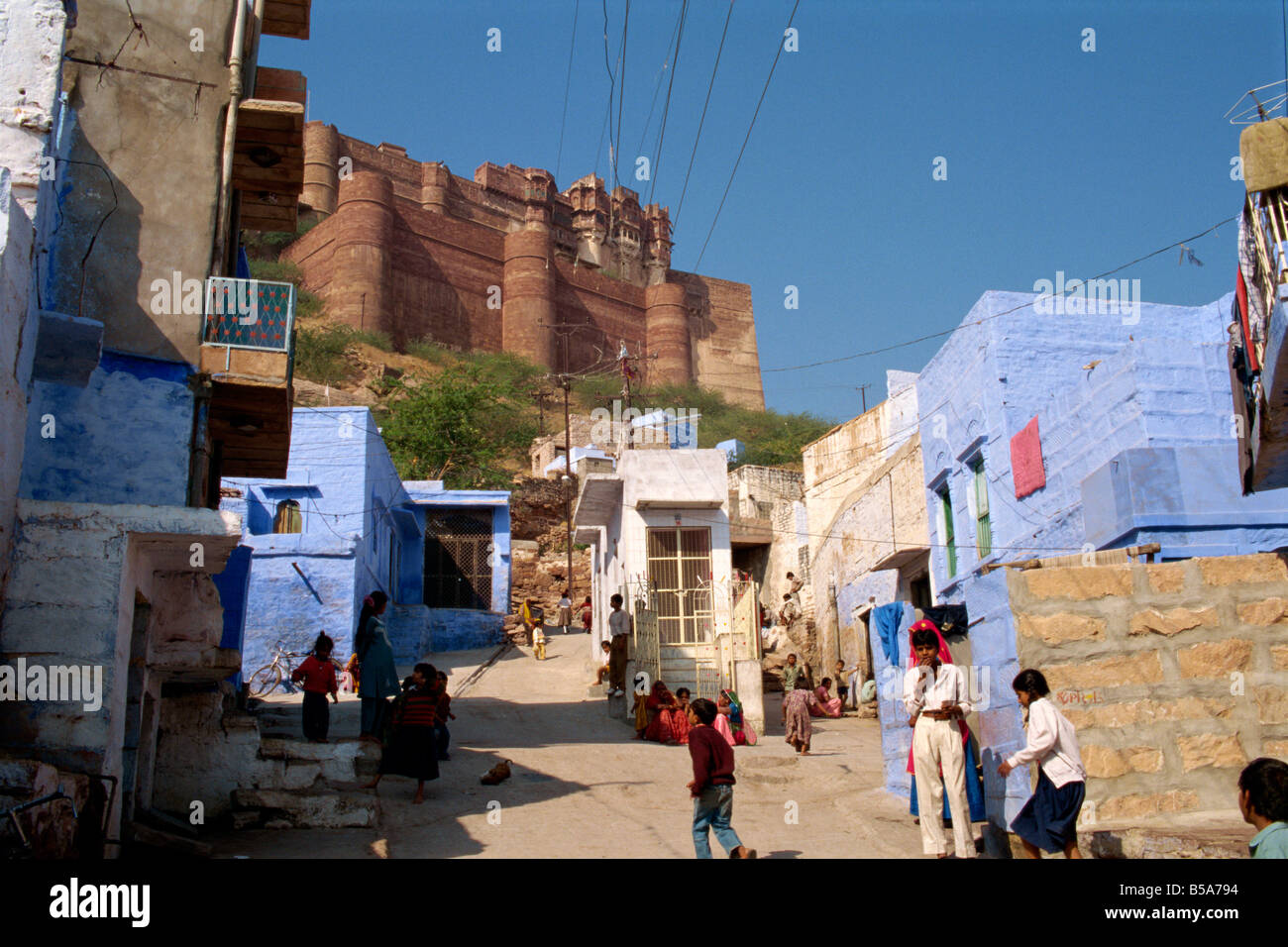 Brahmin caste hi-res stock photography and images - Alamy