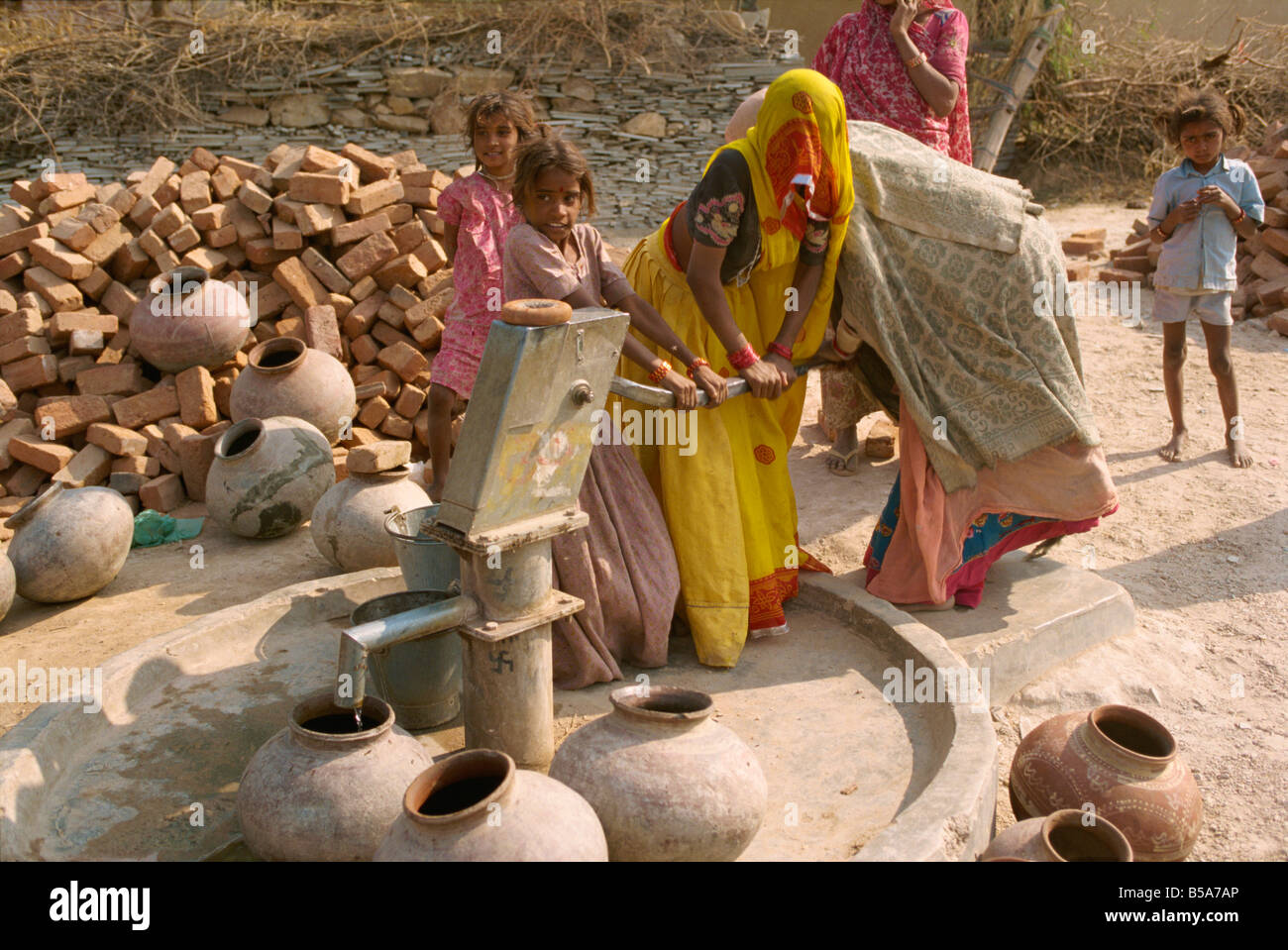 Village well Dhariyawad Rajasthan state India Asia Stock Photo - Alamy