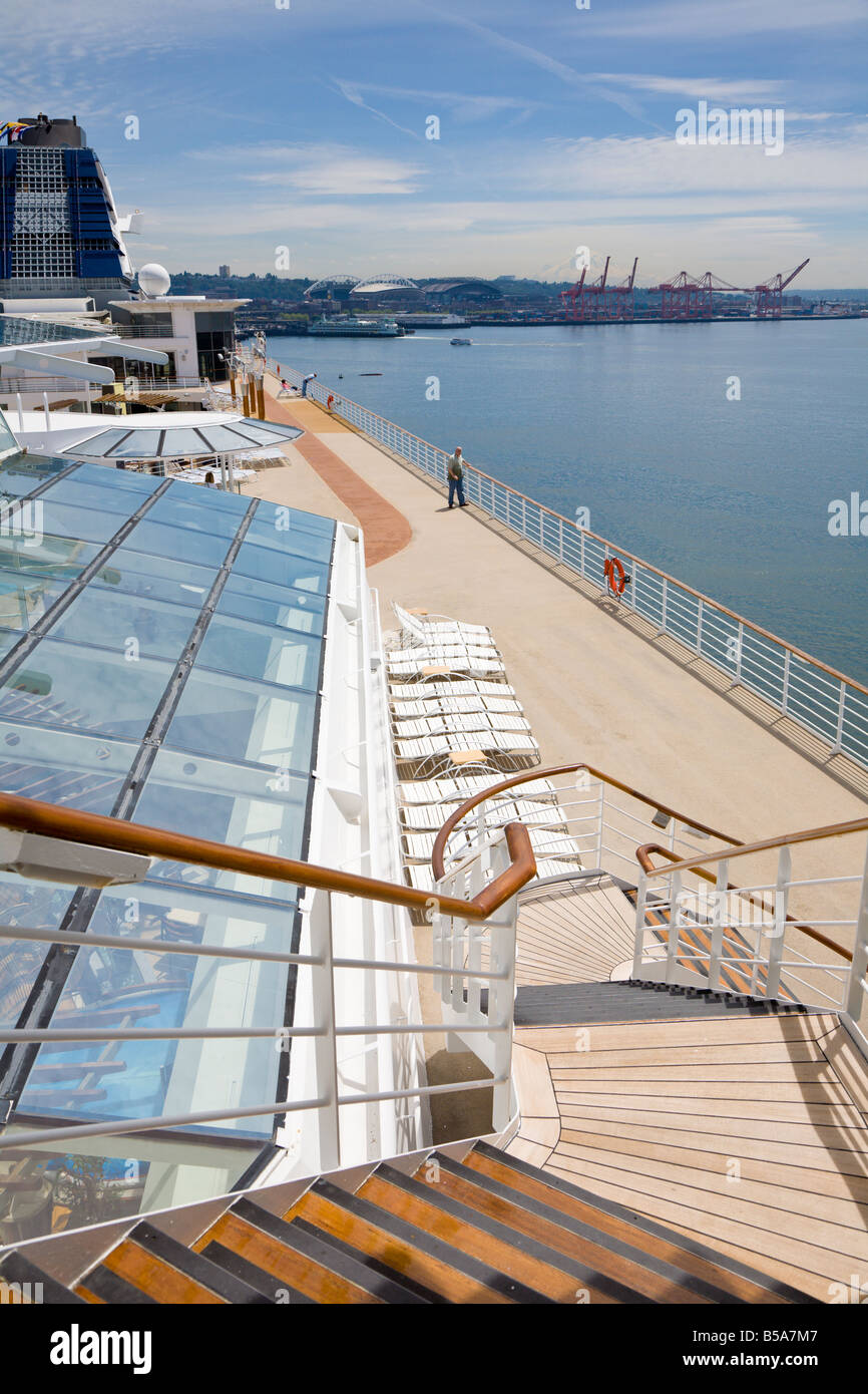 Looking at Port of Seattle, Washington from cruise ship at port Stock ...