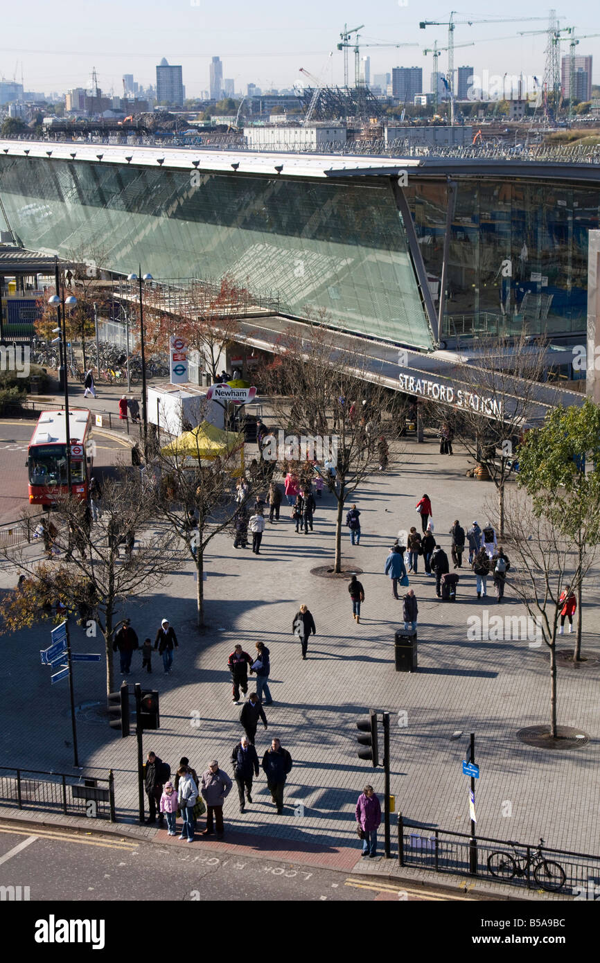 railway station London 2012 Olympic Infrastructure Construction site ...