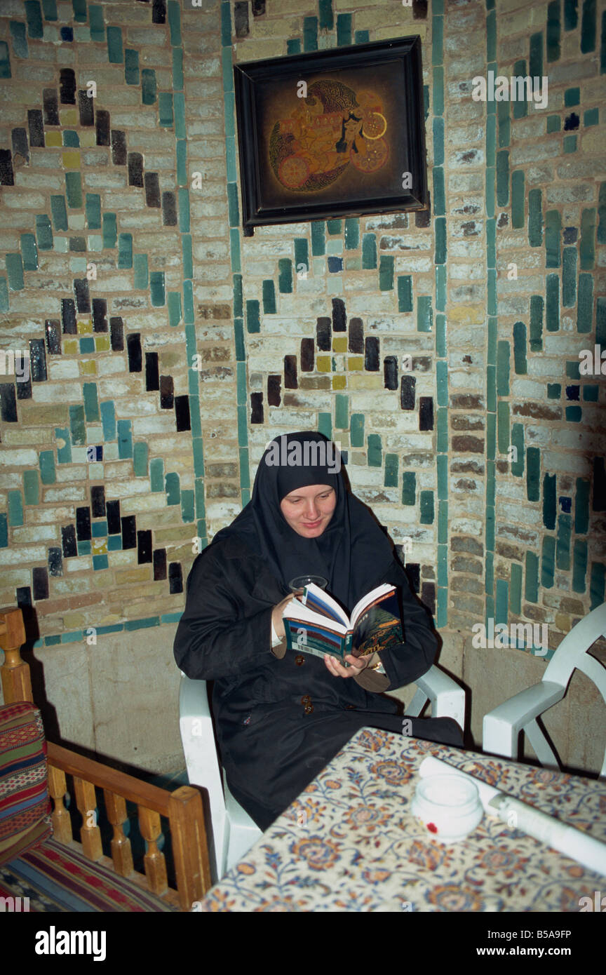 Kerman tea house hi-res stock photography and images - Alamy