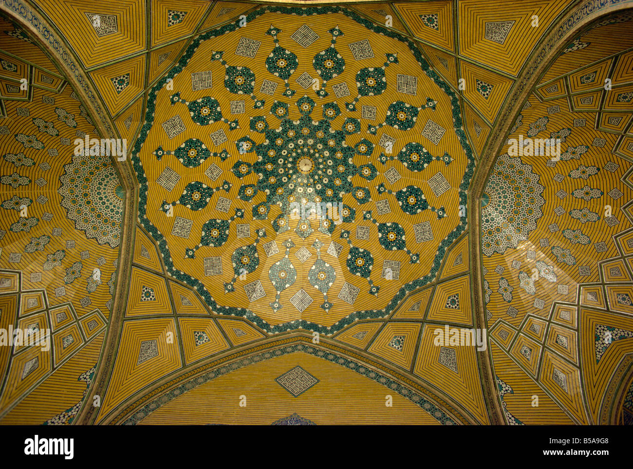 Madrasah chahar bagh hi-res stock photography and images - Alamy