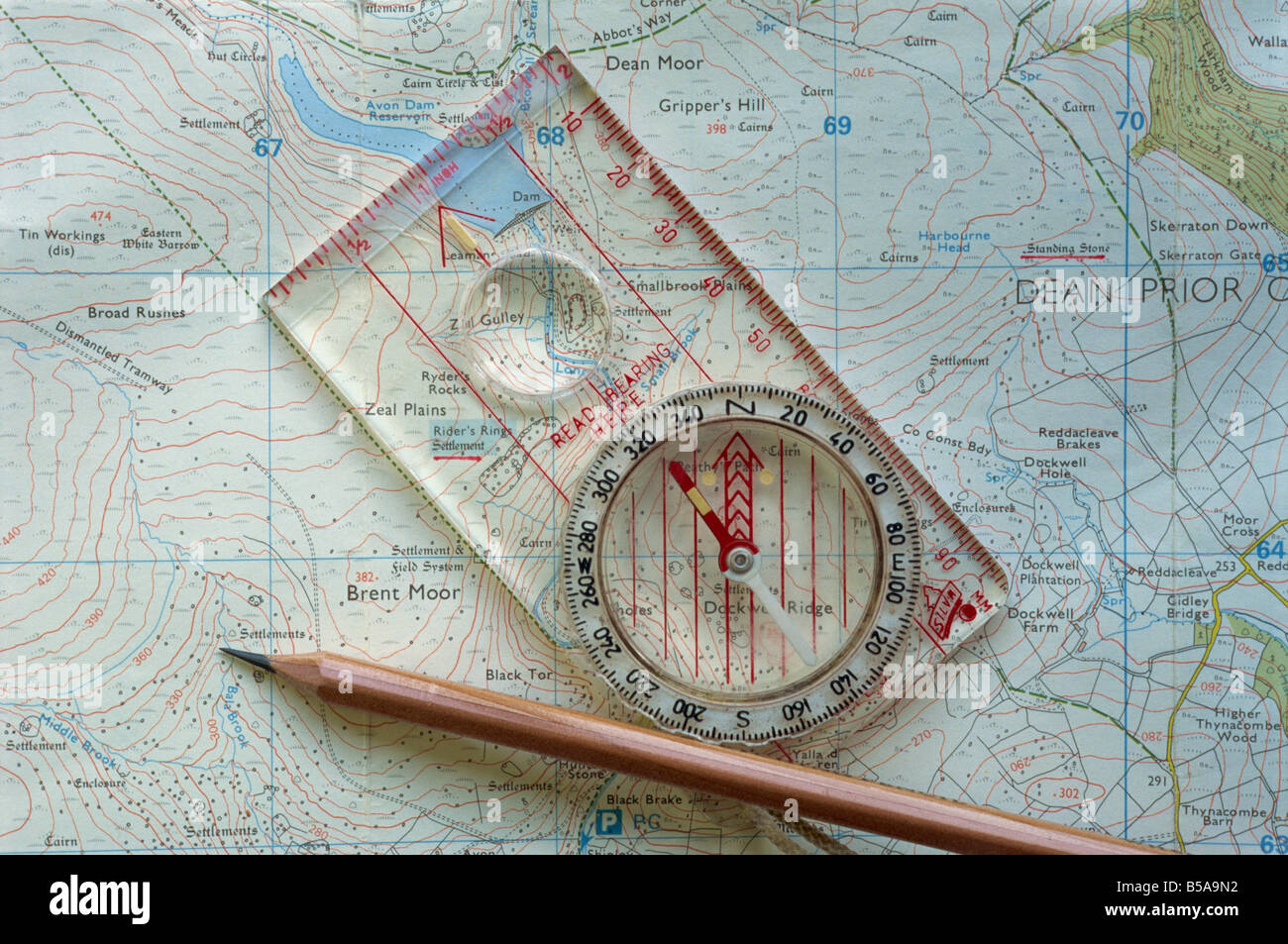 Walkers compass map hi-res stock photography and images - Alamy