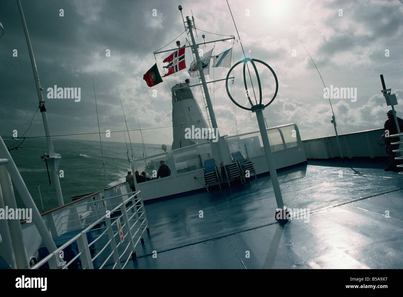 Wind force 12 hi-res stock photography and images - Alamy