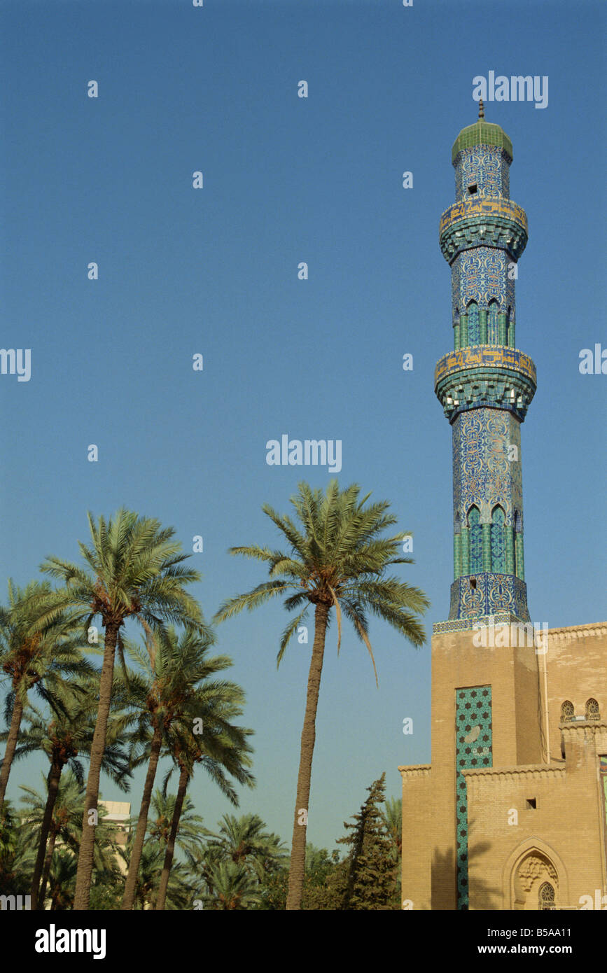 Mosque iraq baghdad hi-res stock photography and images - Alamy