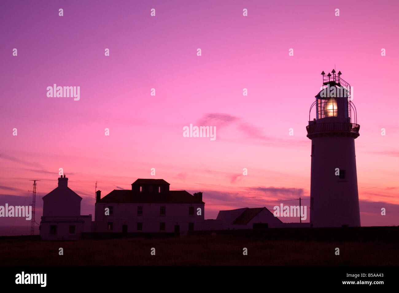 Loop head lighthouse hi-res stock photography and images - Alamy