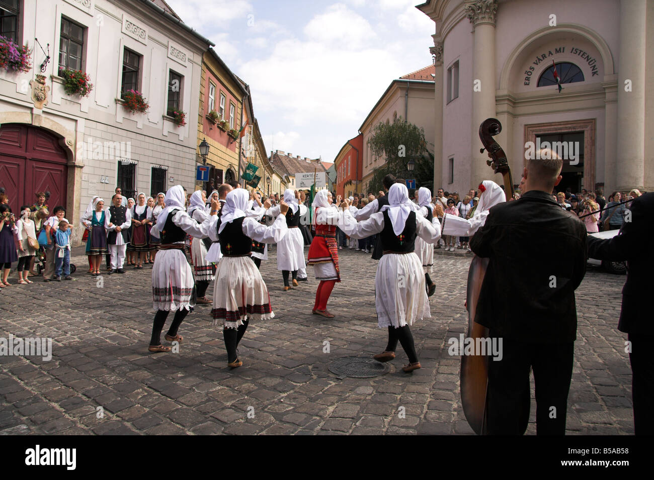 Folk dancers budapest wine festival hi-res stock photography and images ...