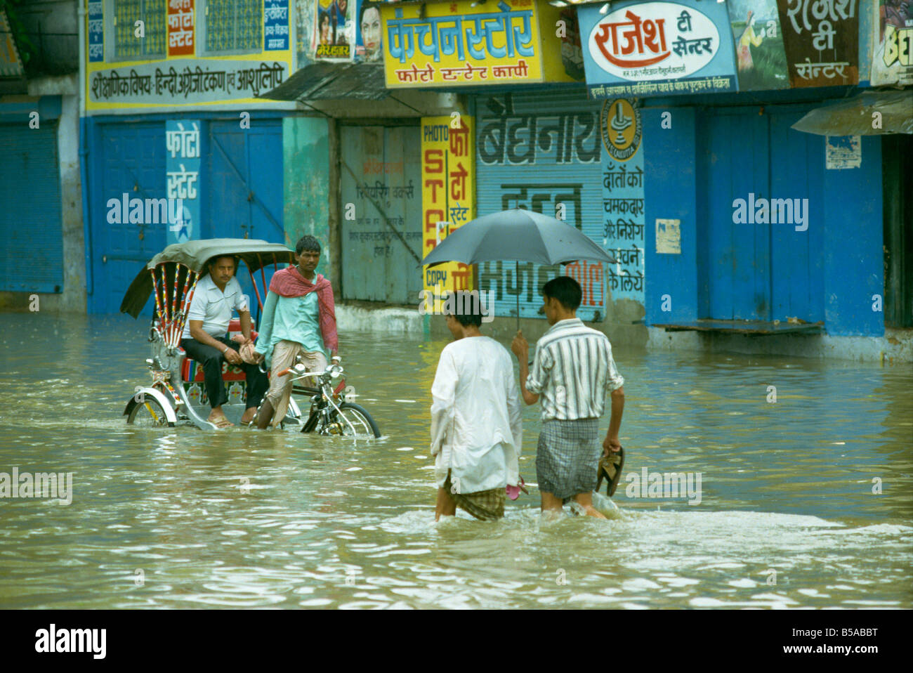 Floods india hi-res stock photography and images - Alamy
