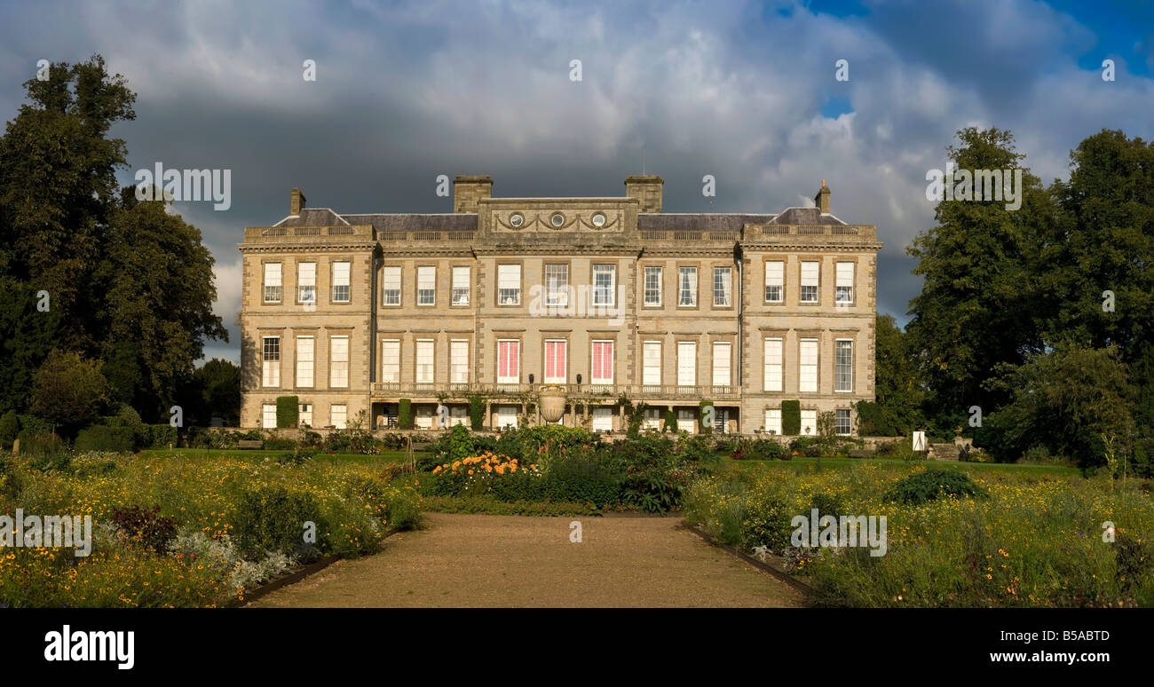The exterior of a Stately Home Stock Photo - Alamy