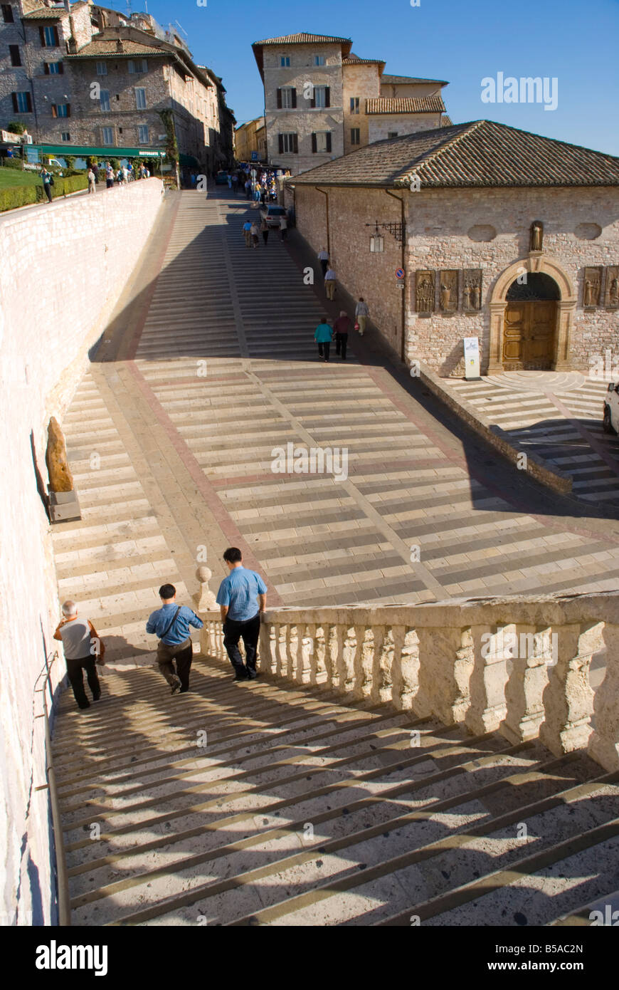 Basilica di San Francesco, Assisi, UNESCO World Heritage Site, Umbria ...