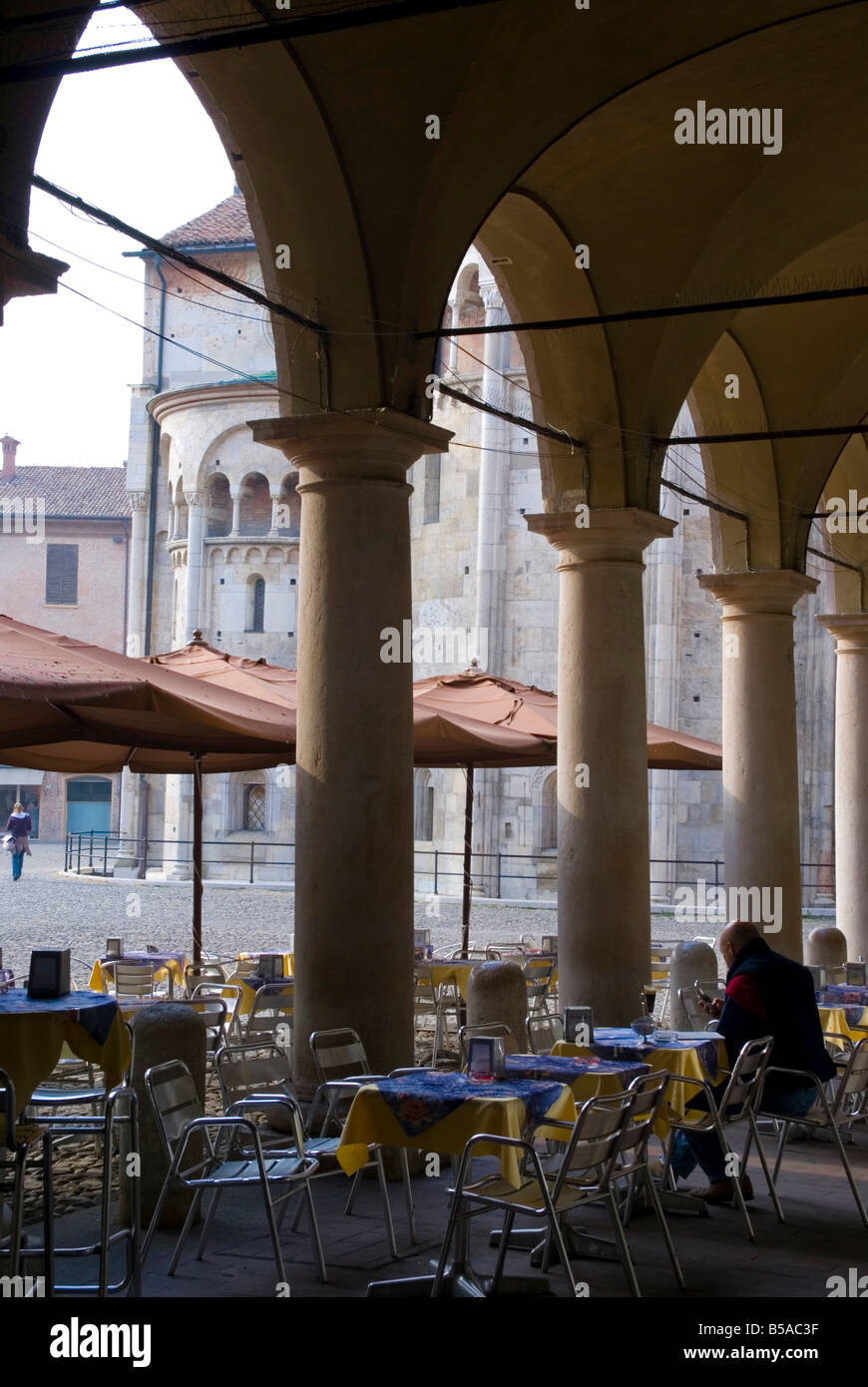 Modena Italy Cafe High Resolution Stock Photography and Images - Alamy