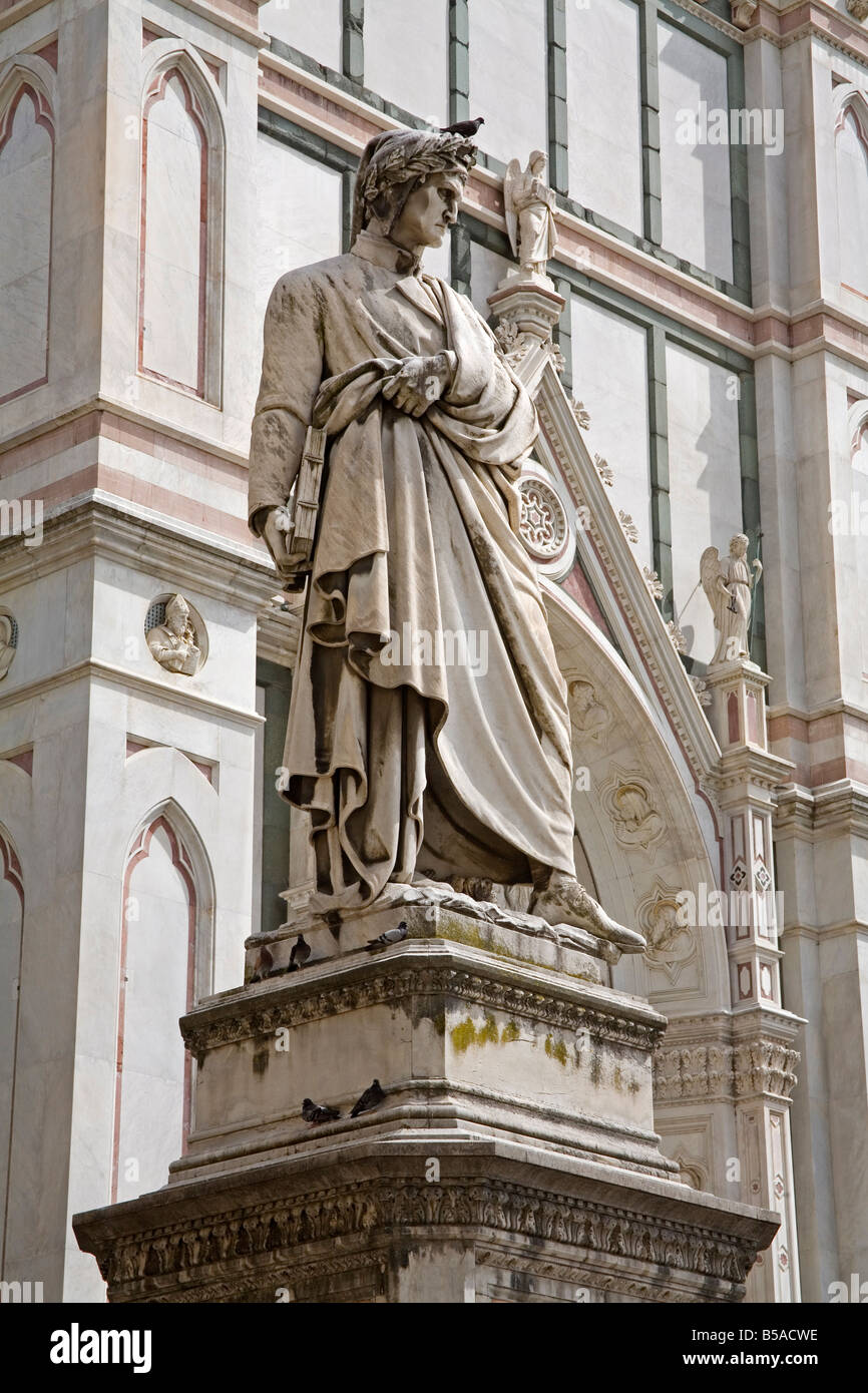 Dante's statue, Piazza di Santa Croce, Florence, Tuscany, Italy, Europe ...
